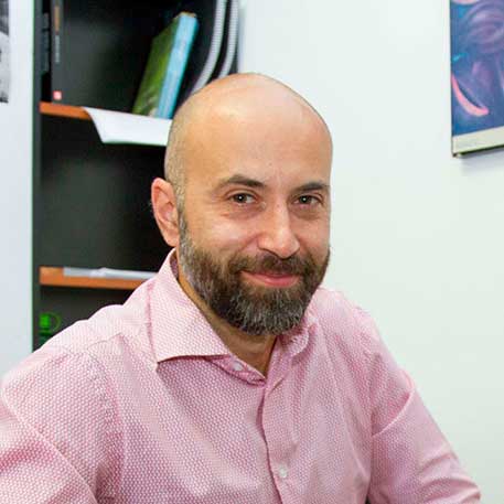 Matteo Manfredi - Universidad de las Artes